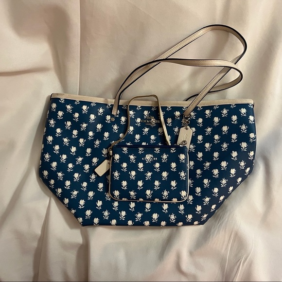Coach | Bags | Coach Blue White Floral Tote Set | Poshmark